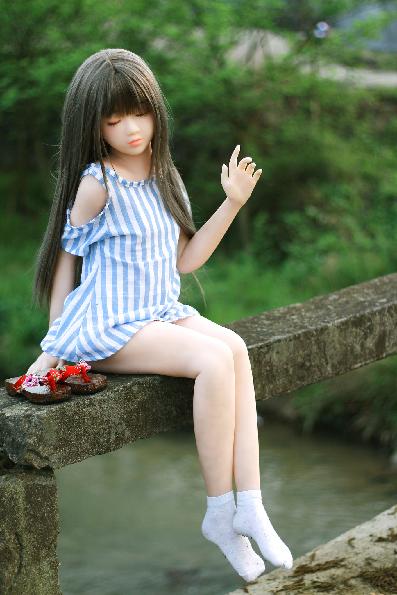 超萌え 目を閉じているロリラブドール 貧乳 英美 100cm | Hanidoll